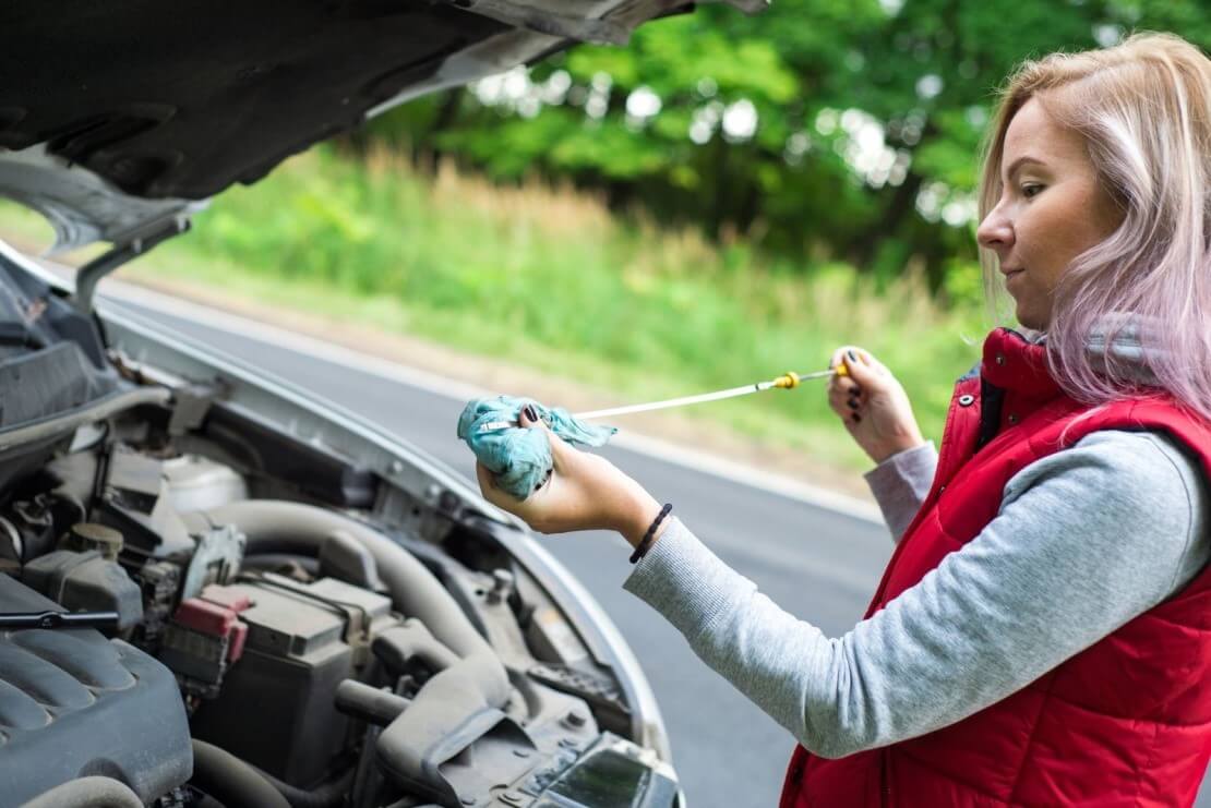 Female Driving Alone Safety Tips | 23 Tips Nobody is Telling You